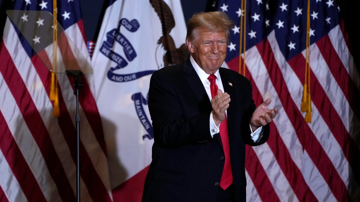 The Constitution's Insurrection Clause Threatens Trump's Campaign. Here ...