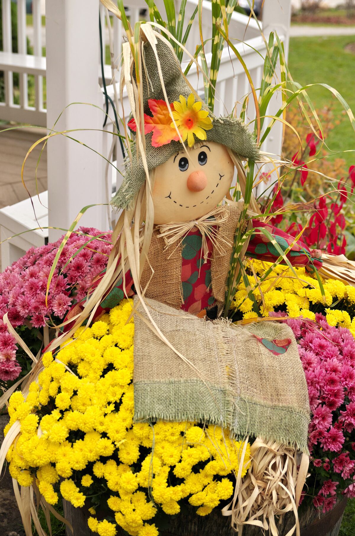 Be Well: Fall Porch Décor
