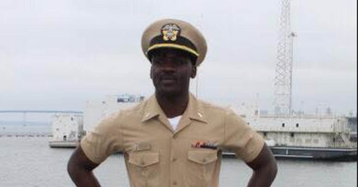 Facebook video challenges Navy to update family on sailor missing at sea