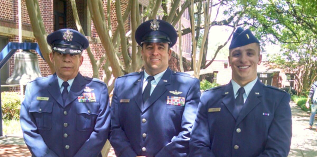 ROTC grad continues family's piloting tradition