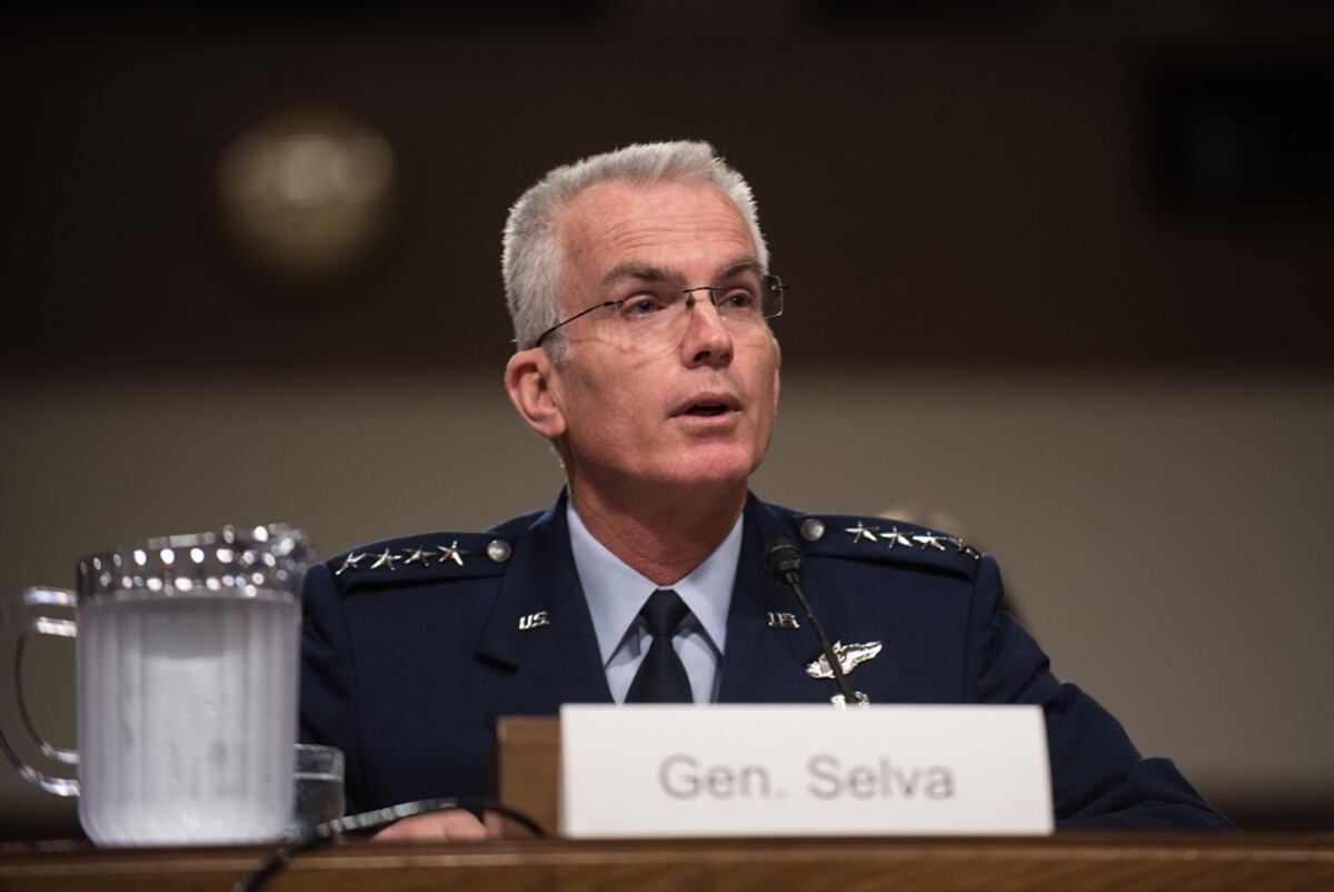 Selva: FY19 budget sees ‘increasing’ investments in AI, machine teaming