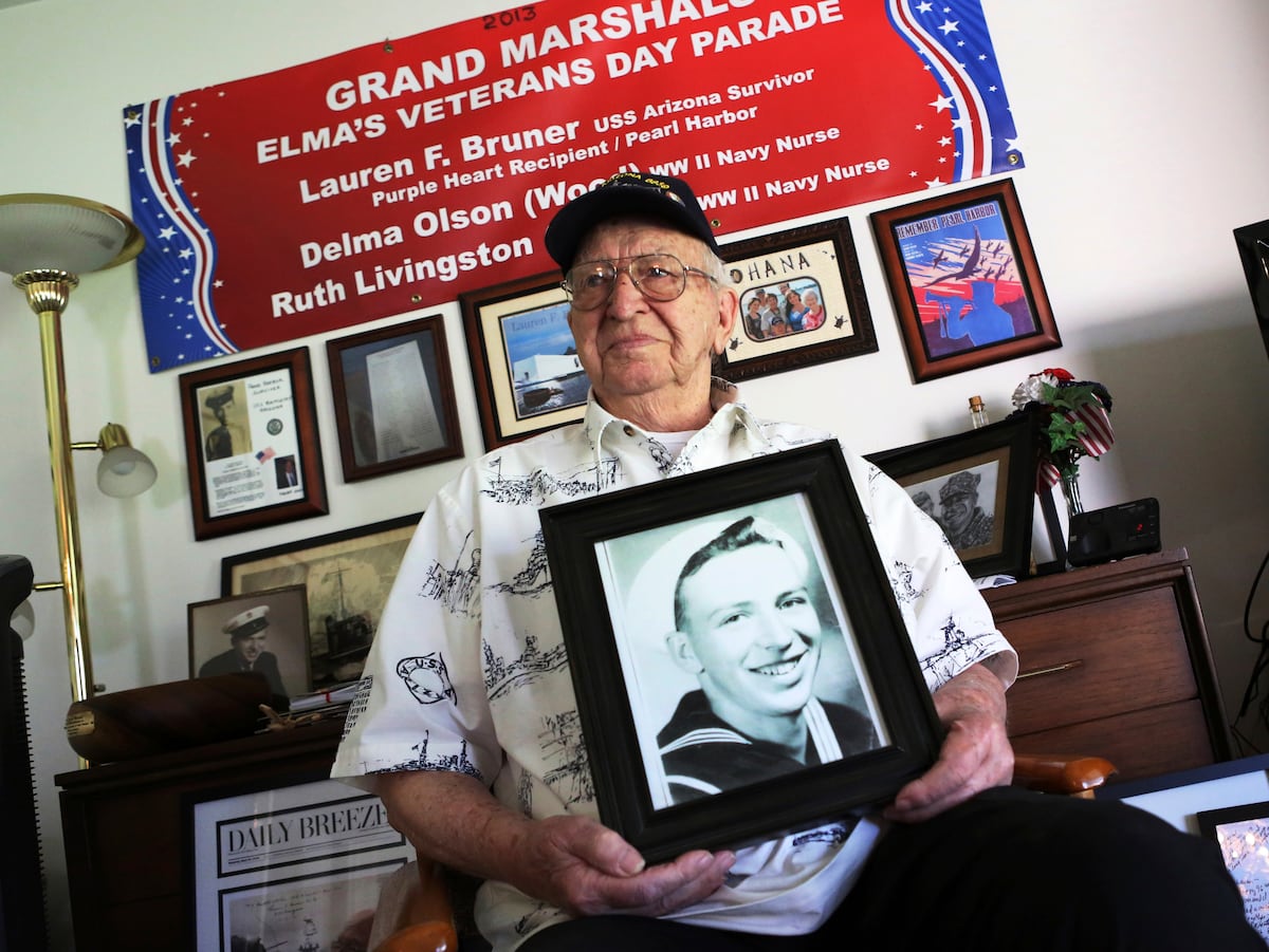 Pearl Harbor vet’s interment to be last on sunken Arizona