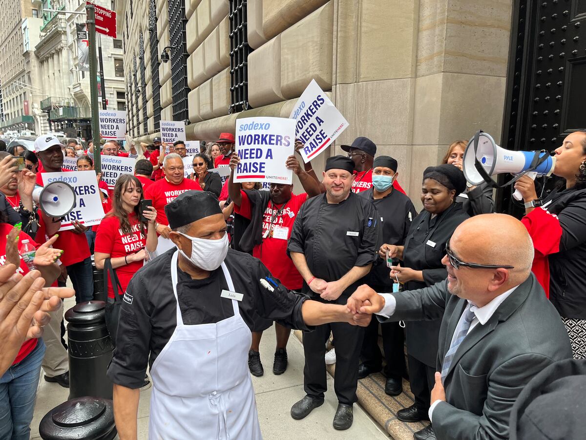 Federal contract workers call for wages to keep pace with inflation