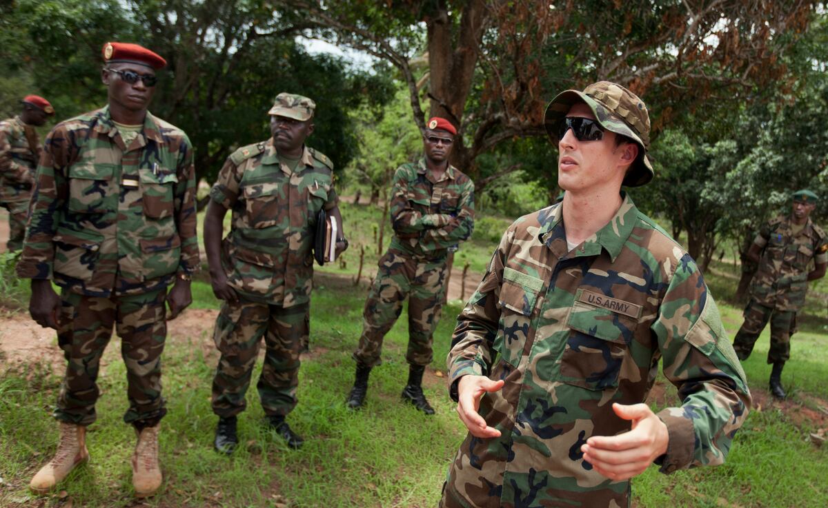 U.S. gives LRA war crimes suspect to Ugandans