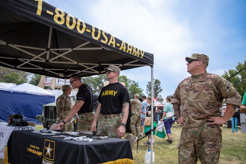 Army hits recruiting target for the first time in 2 years