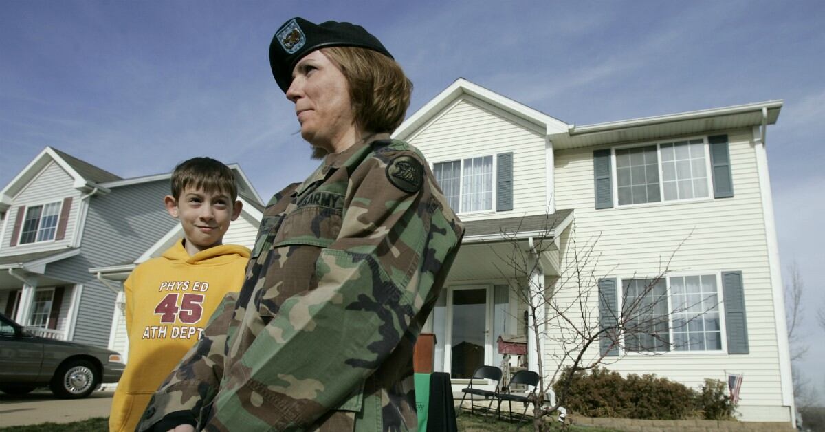 5 tips for troops and vets buying their first homes