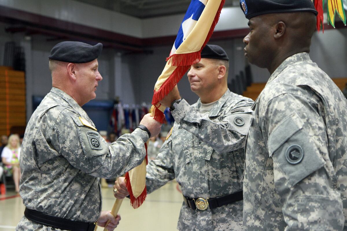 Williams takes over as Fort Lee base commander