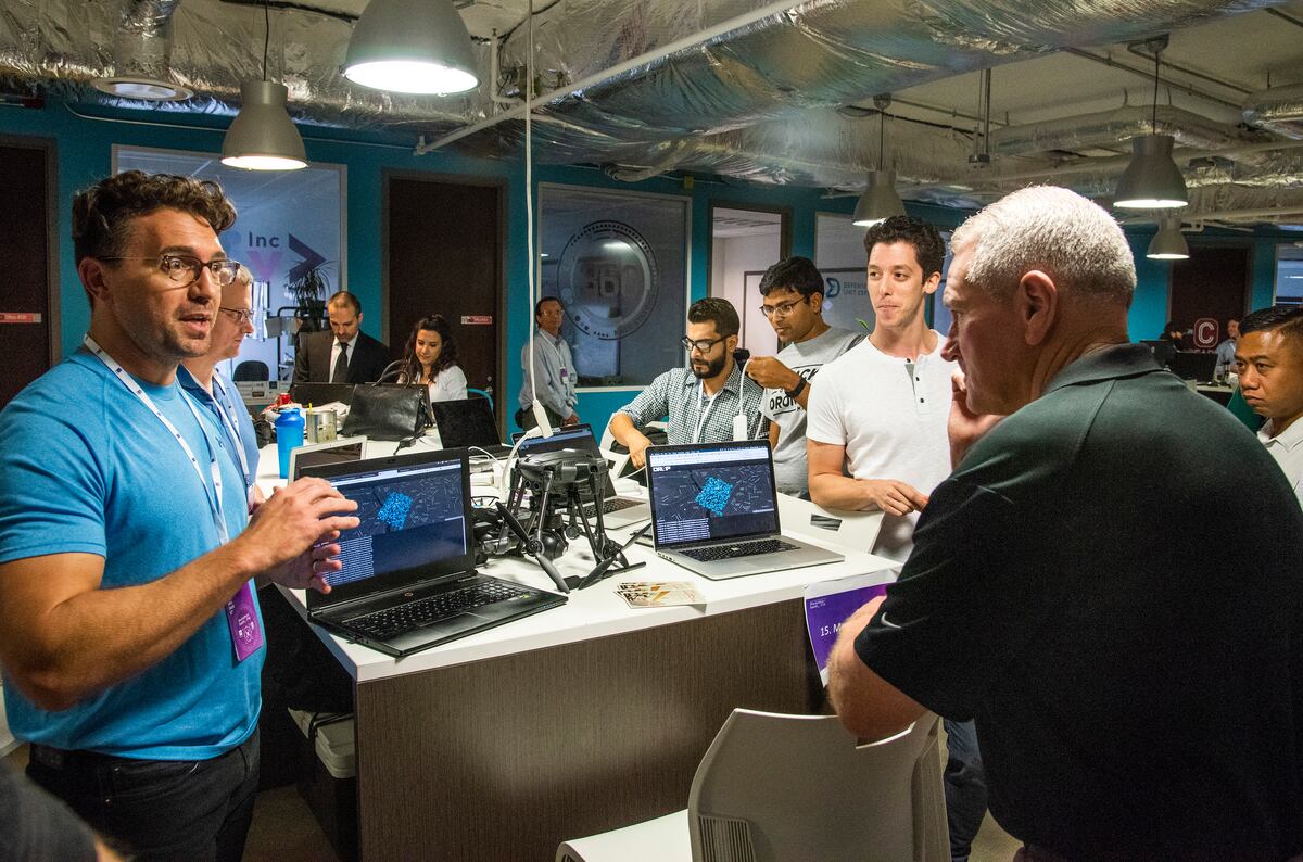 Choosing the right commercial tech for government