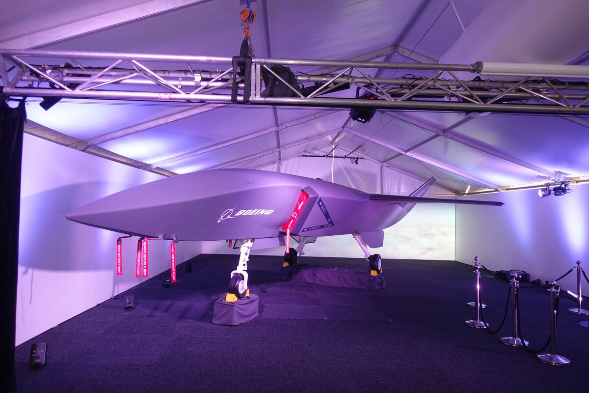 Boeing unveils ‘loyal wingman’ drone