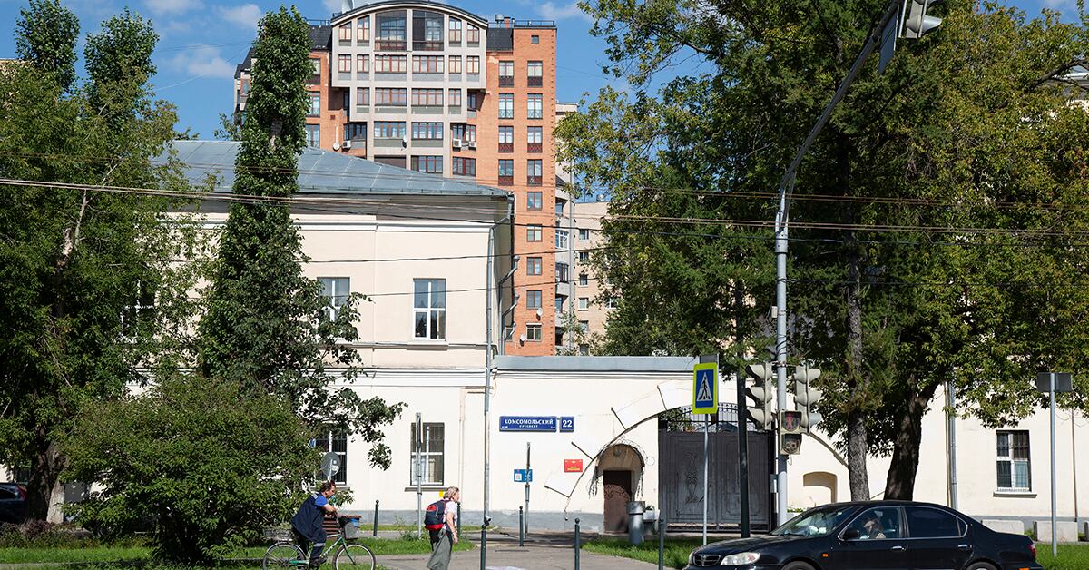 Leaked chats show alleged Russian spy seeking hacking tools