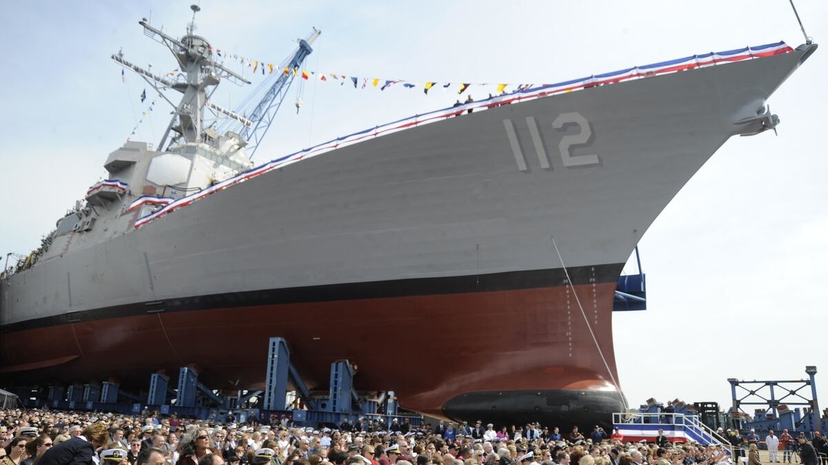 Bath Iron Works lands $3.9 billion Navy contract