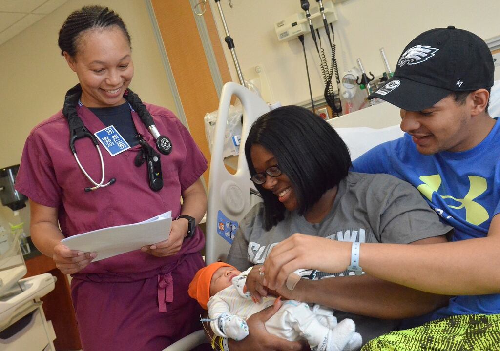 Navy lays out new 12-week parental leave policy