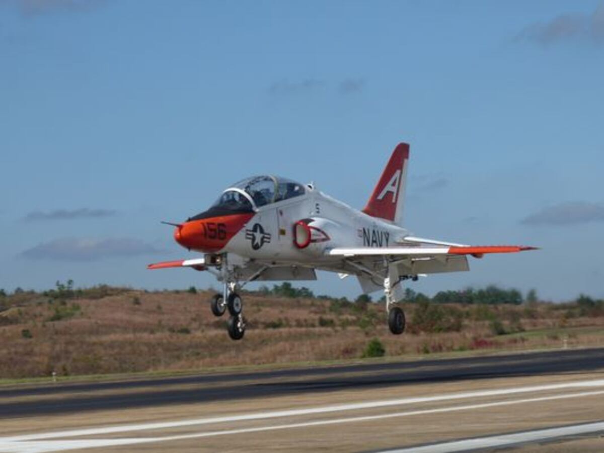 T-45 crash injures 2 at Meridian Naval Air Station