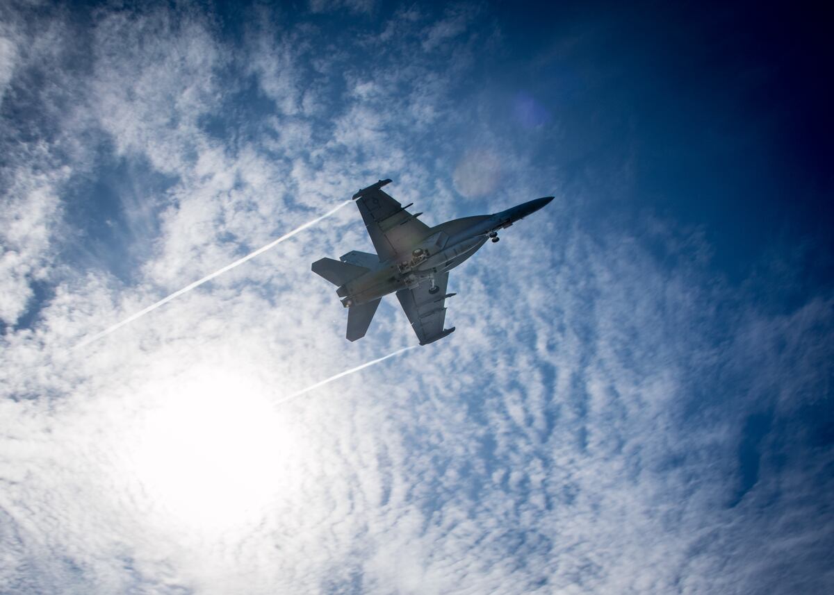 Senate takes aim at Navy’s new jammer