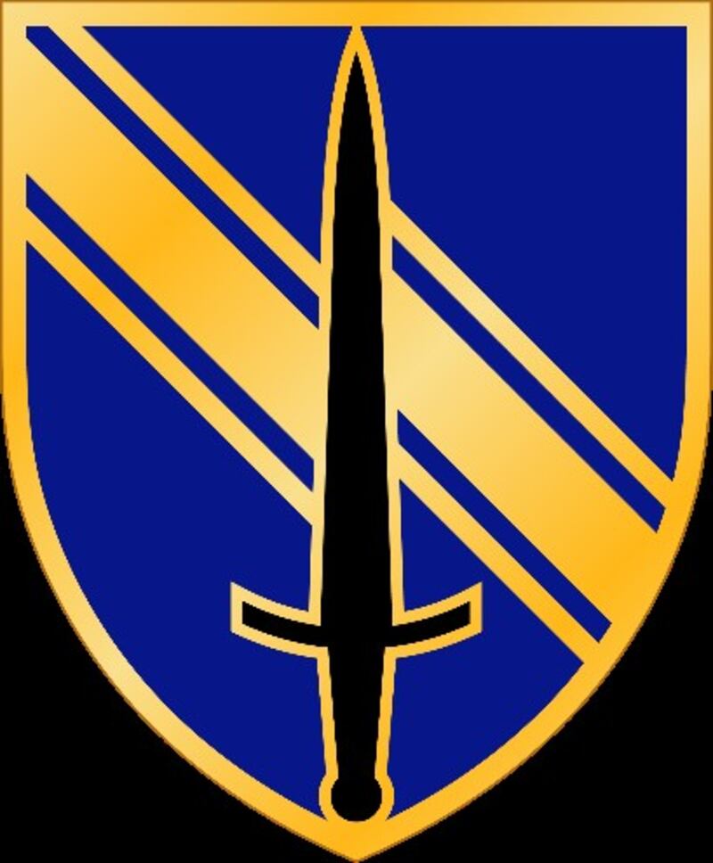 It’s official: Army unveils brown beret, new patch for military ...