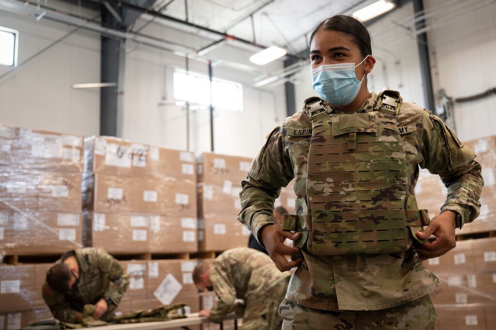 New Army and Air Force body armor gets fielded to the 82nd Airborne ...