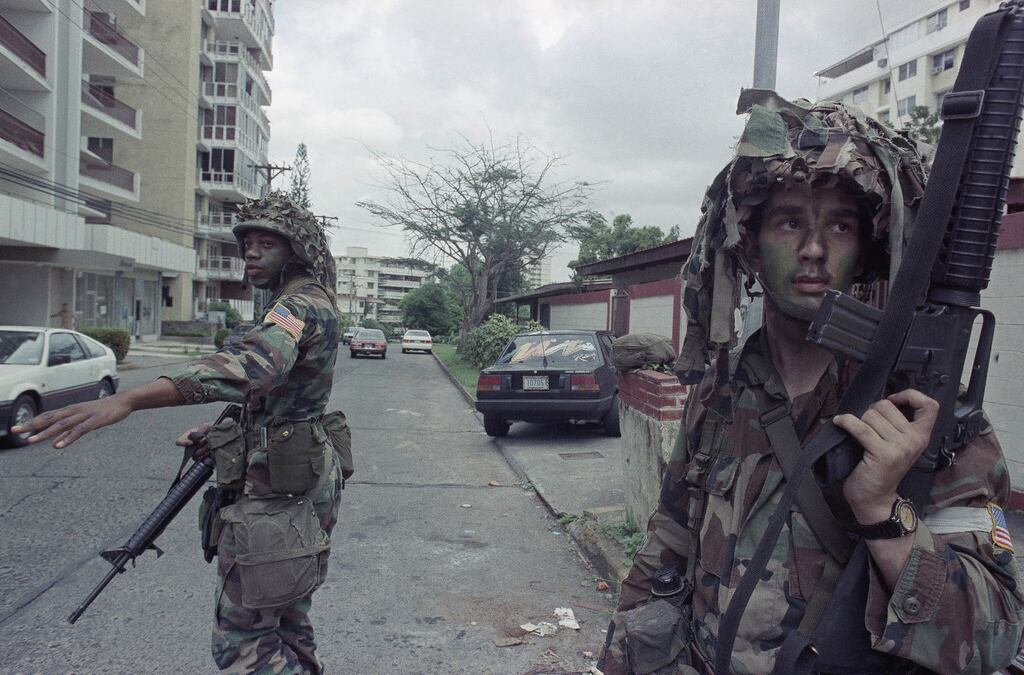 Soldiers recall combat jumps into Panama on 30th anniversary