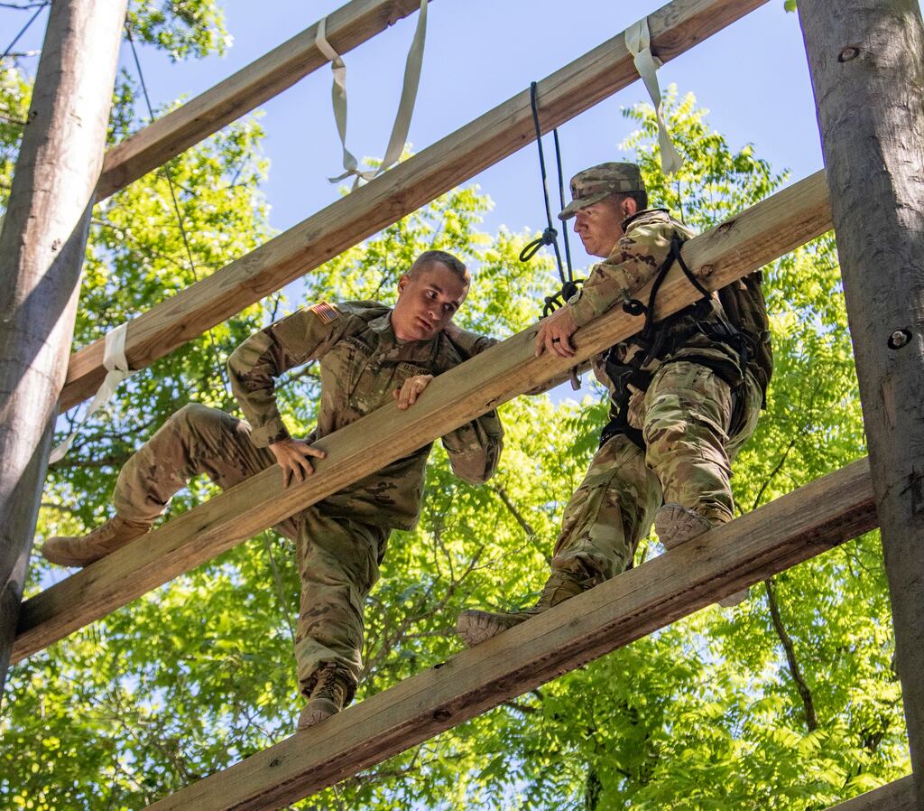 The Army doesn’t know why junior officers are leaving