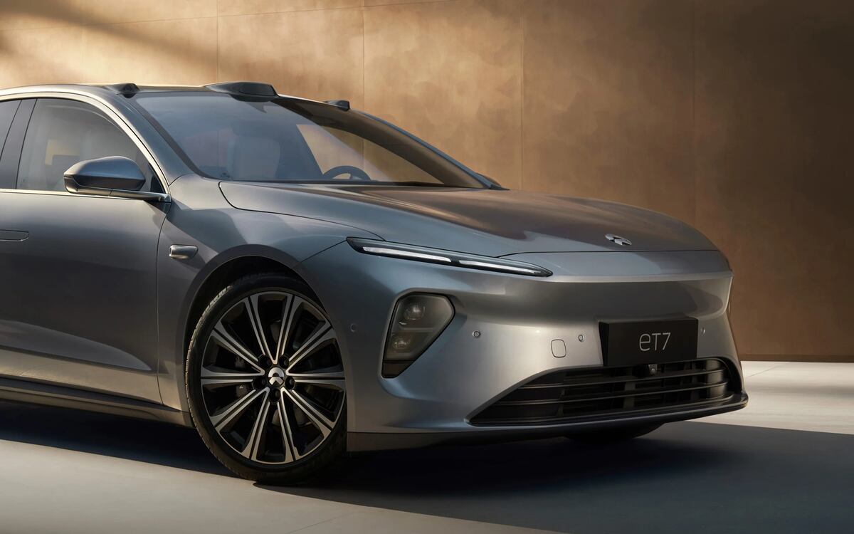 Will Solid-State Batteries Bring About an Electric Vehicle Revolution?