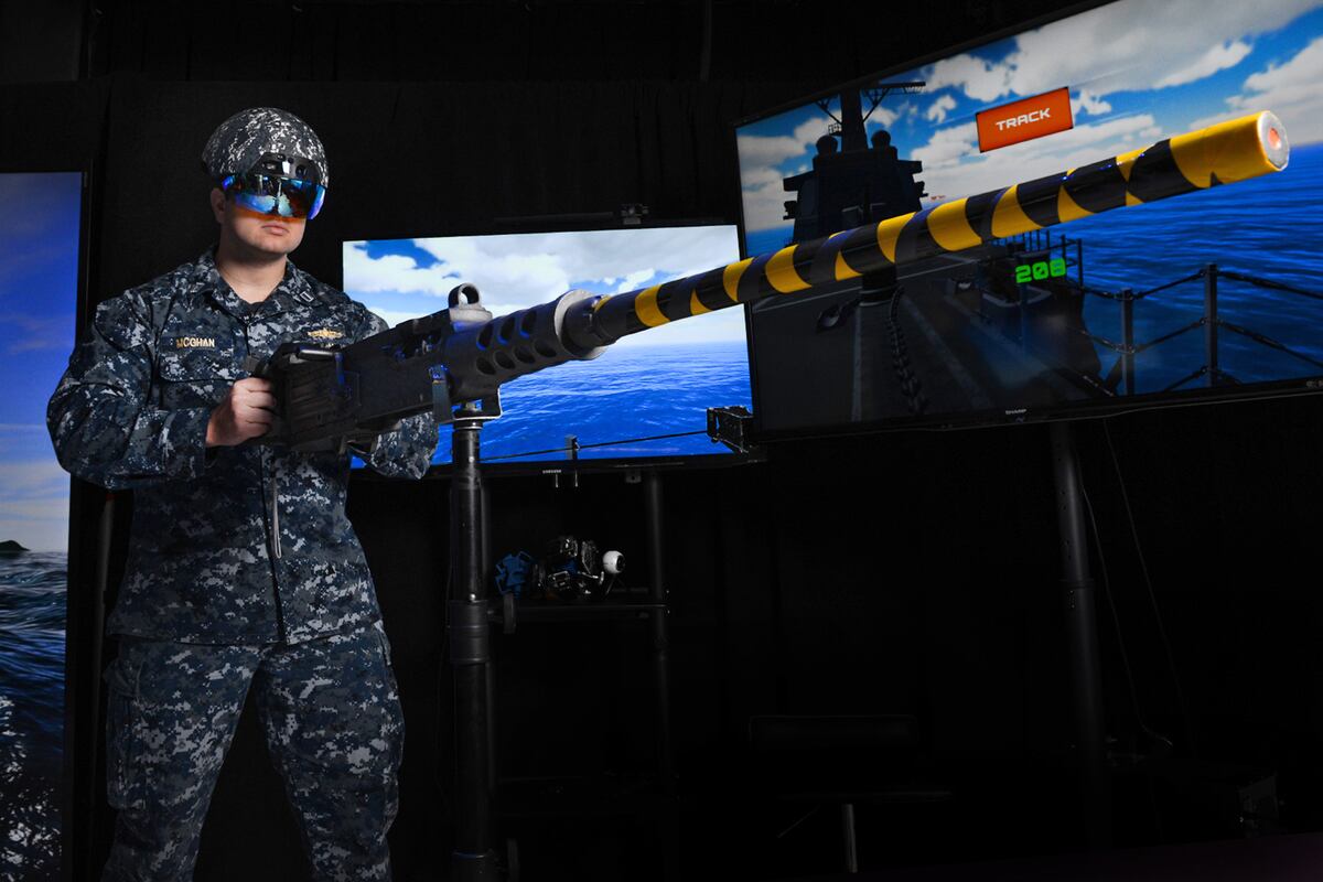 Augmented reality helps interpret gunnery commands
