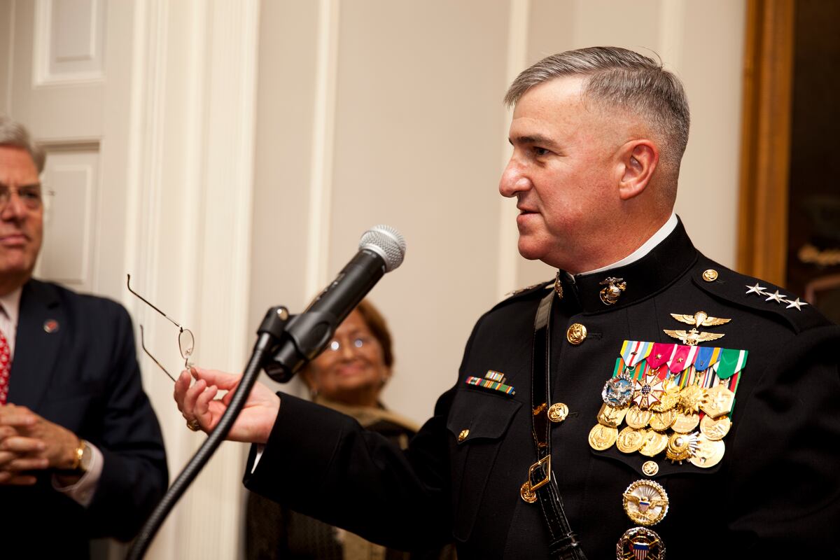 Marine aviator tapped to become next assistant commandant