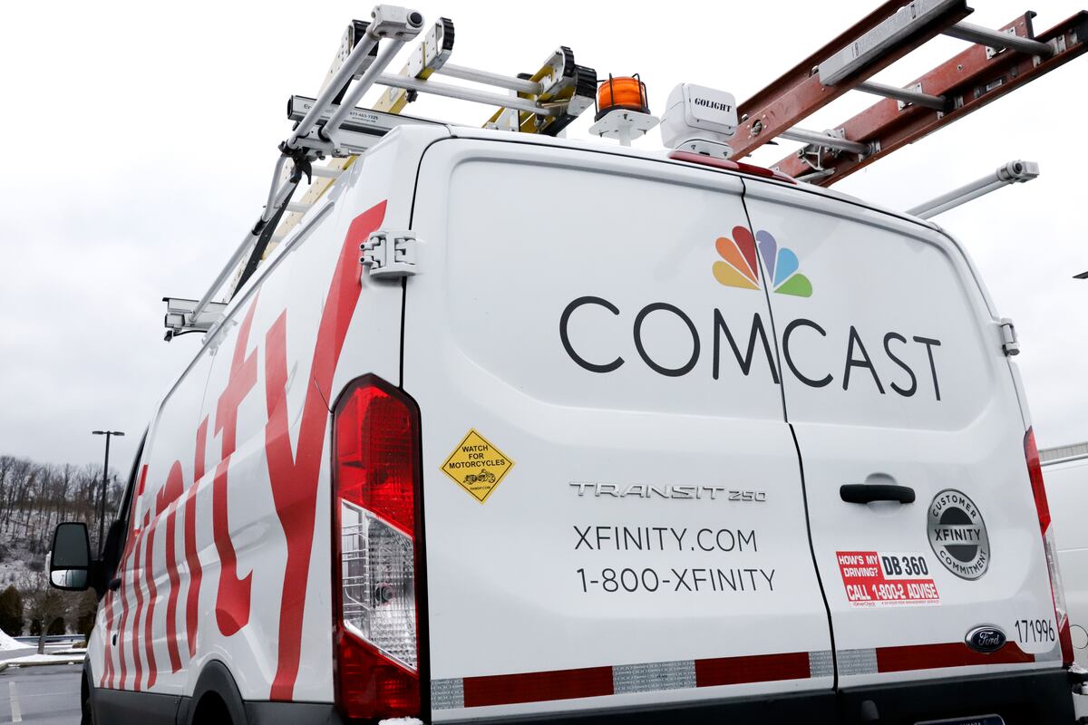 Comcast offering 2 months of free internet to low-income veterans in ...