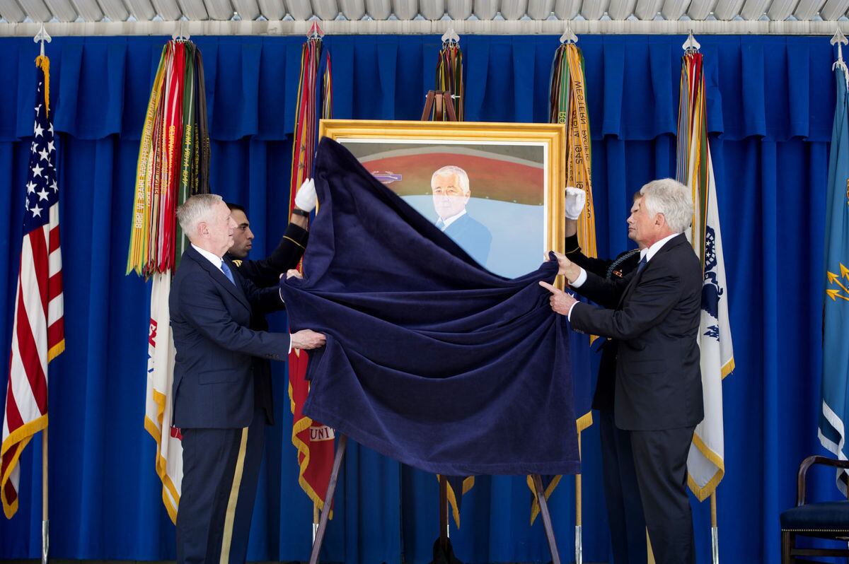 Pentagon unveils official portrait for former Defense Secretary Chuck Hagel
