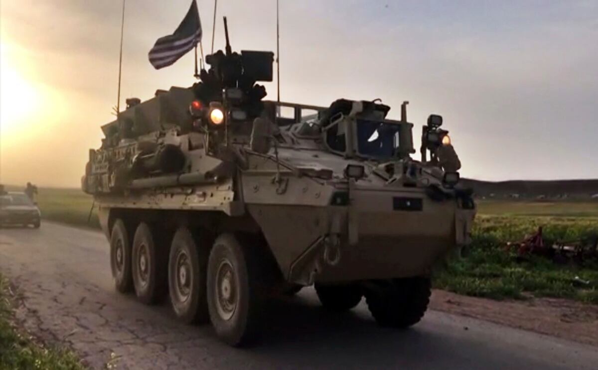 US-led coalition strikes pro-Assad forces in Syria
