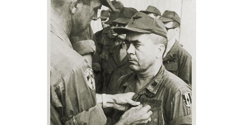 Medal of Honor recipient Michael Novosel saved more than 5,000 in ...