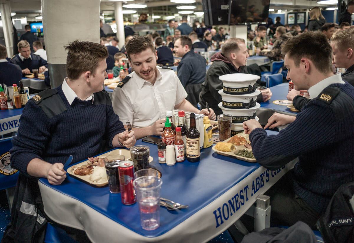 Carrier Lincoln hosts the Royal Navy’s Queen Elizabeth crew for ...