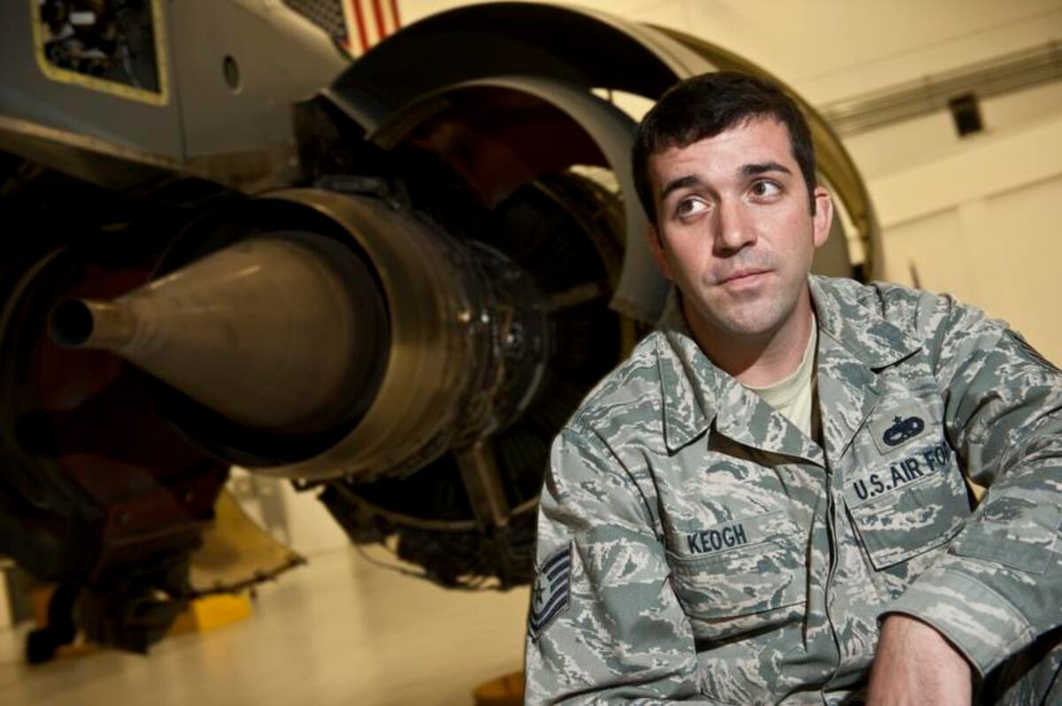 Air Force searches for Band-Aids to keep aging planes airworthy