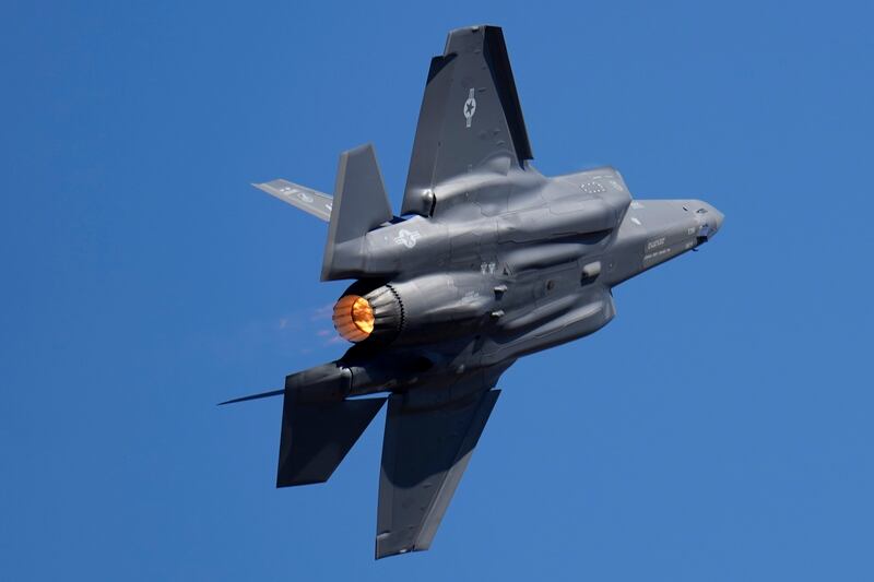 Pilot safe after F-35C crashes near California Navy installation