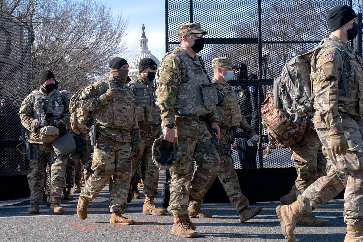 Thousands of National Guard troops pour into Washington as states ...