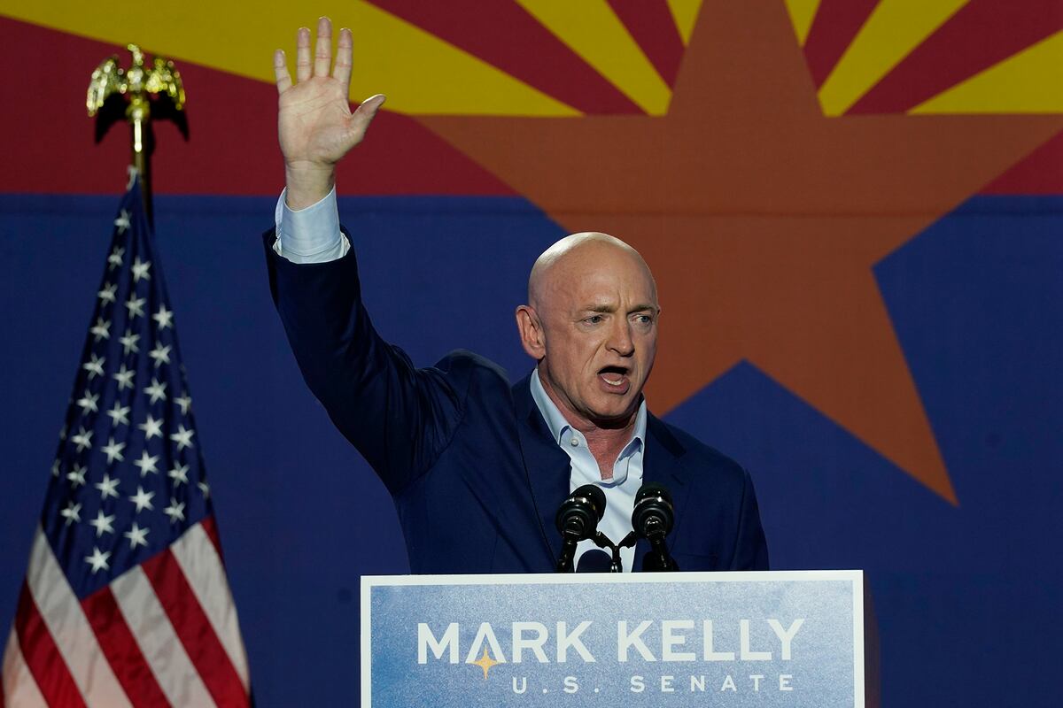 Navy vet Mark Kelly defeats Air Force vet Martha McSally in Arizona for ...
