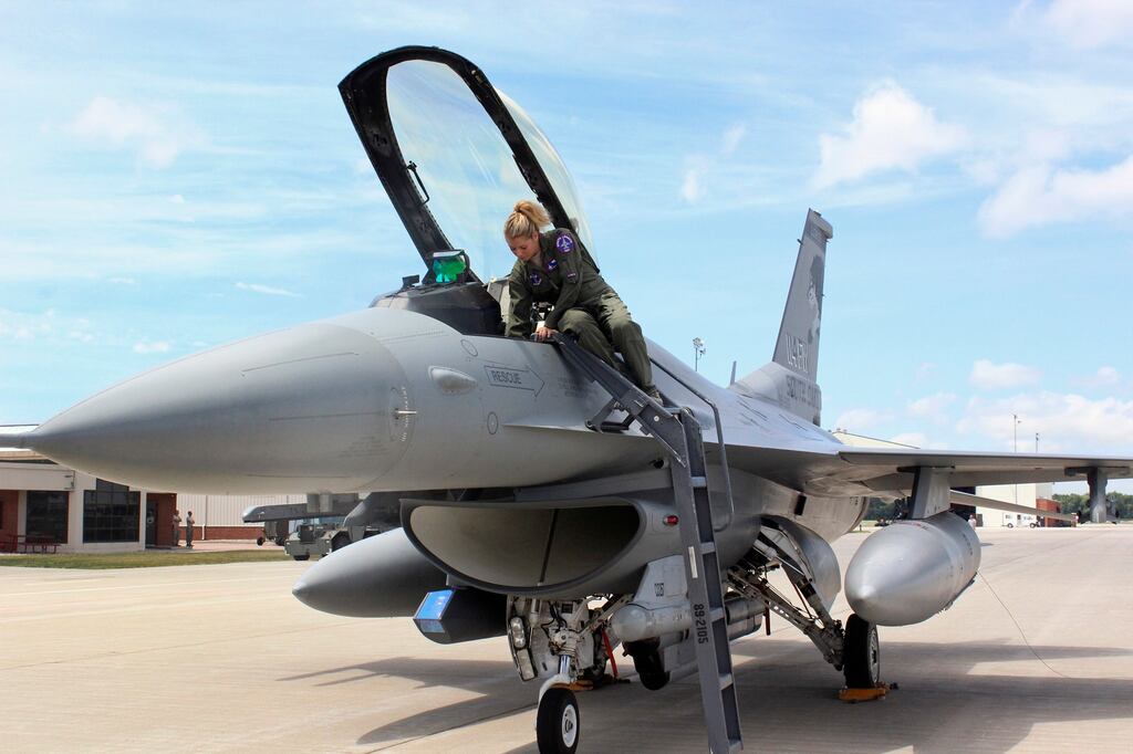 Air Force tests G-force suits for female pilots