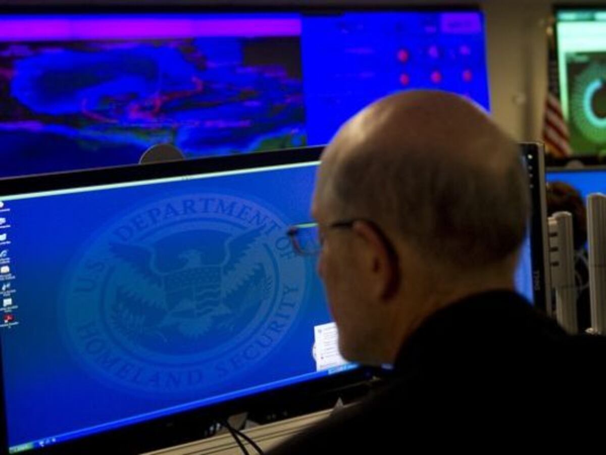 DHS awards $1.7M contract to detect, mitigate DDoS attacks