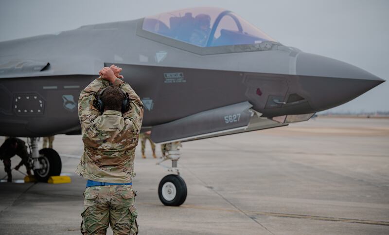 US Air Force plans to bed down 25 F-35s in FY26, report says