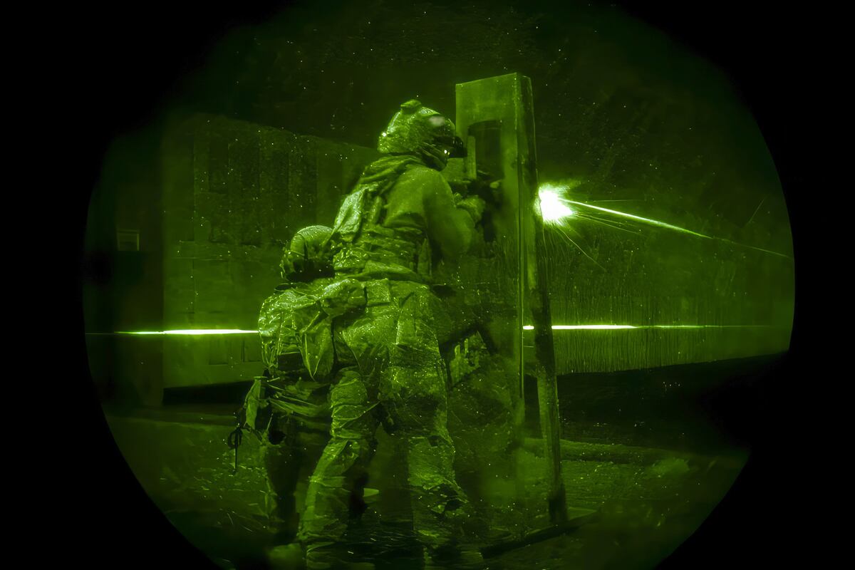 Live-fire training suspended for Special Forces after range incident