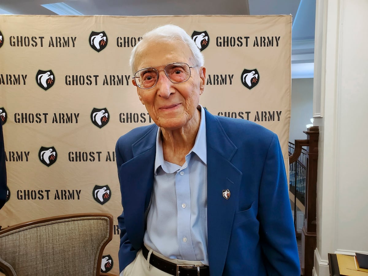 Veteran honored for once-secret role in WWII ‘Ghost Army’