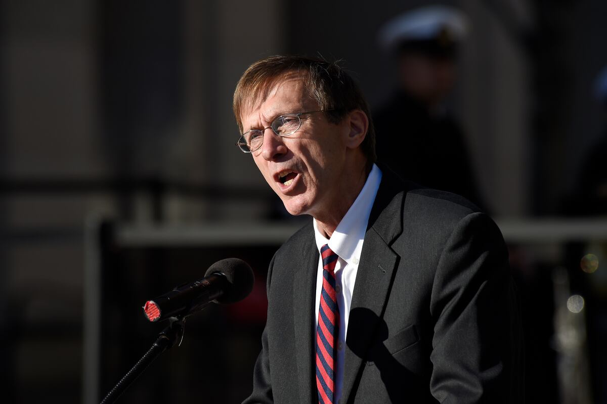 Stackley gets lead role in transforming defense acquisition