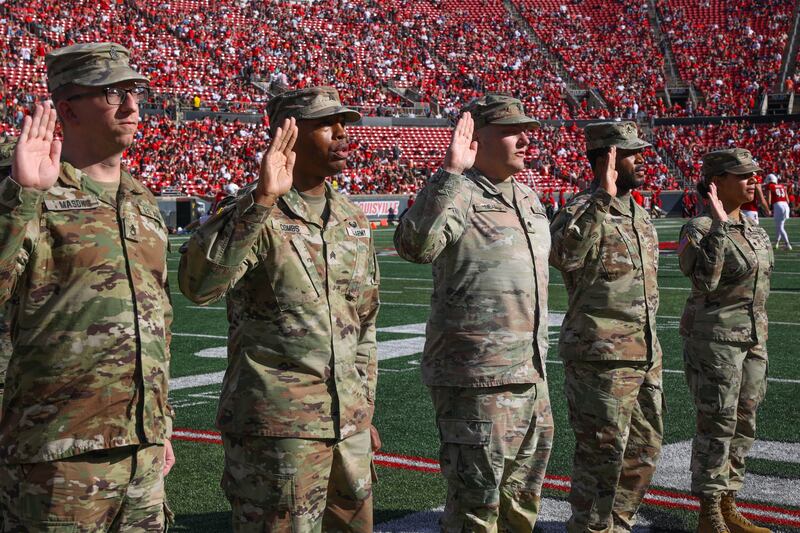 Army continues 7-year streak, hitting retention goals early