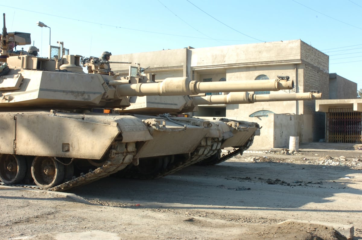 Iraq Requests Abrams Tank, Humvee Sale