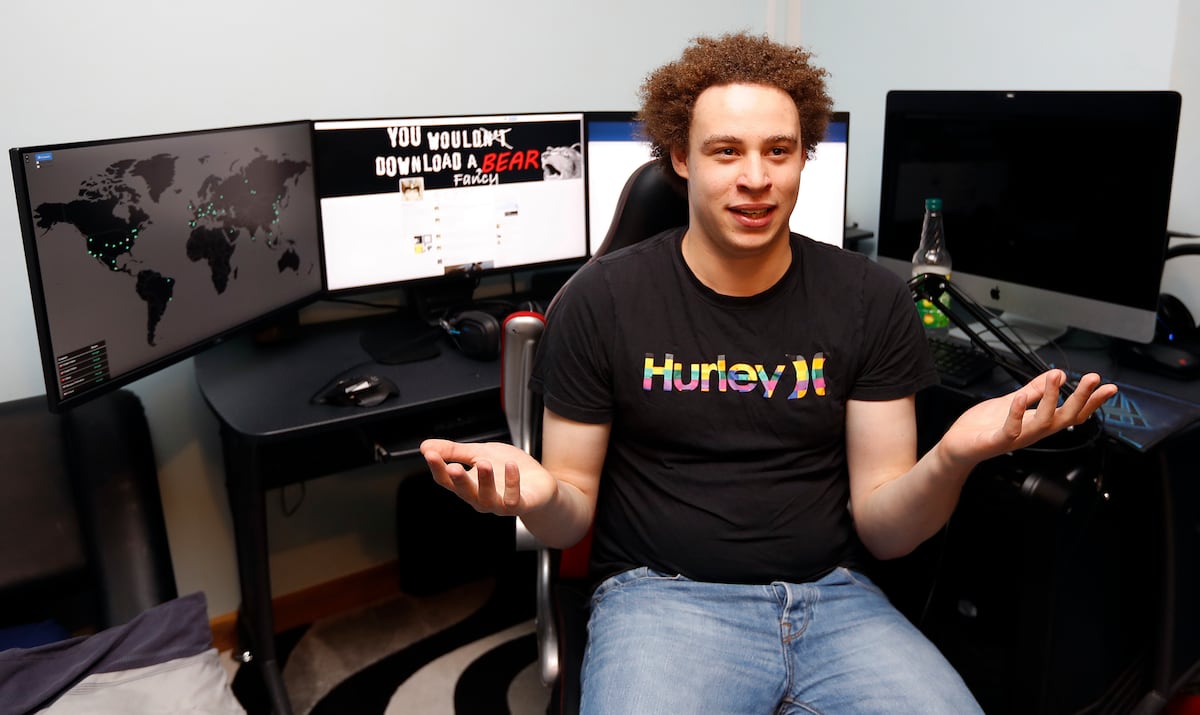 Computer law expert says British hacker arrest problematic