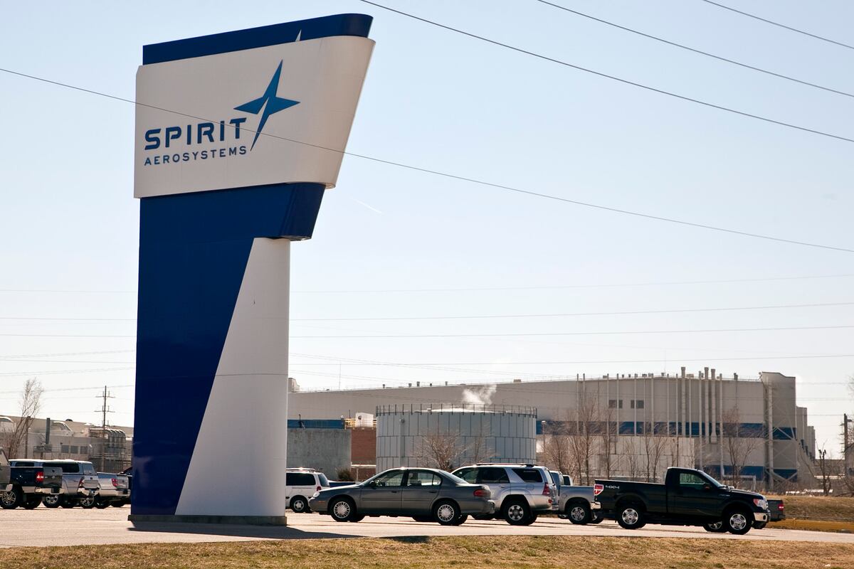 Analysts: Boeing purchase of Spirit could strengthen defense business