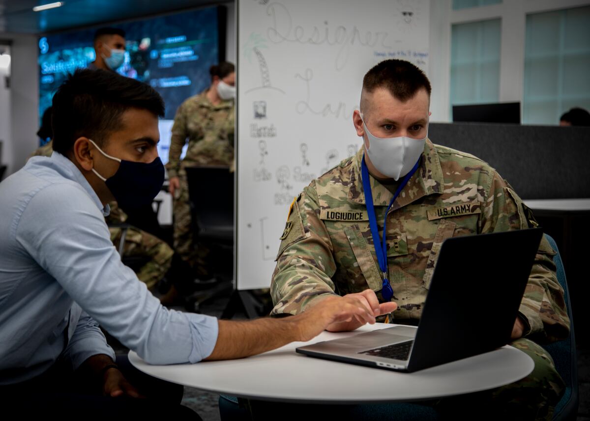 Guard, Reserve soldiers can now browse active duty jobs on their phones