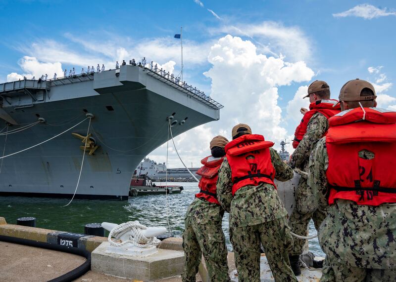 USS George HW Bush returns to Norfolk after deployment