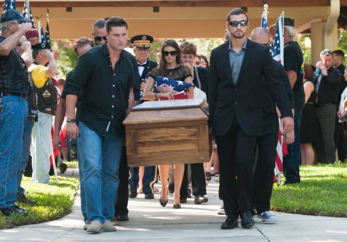 Rob Richards’ funeral a salute to Marine sniper’s complicated legacy
