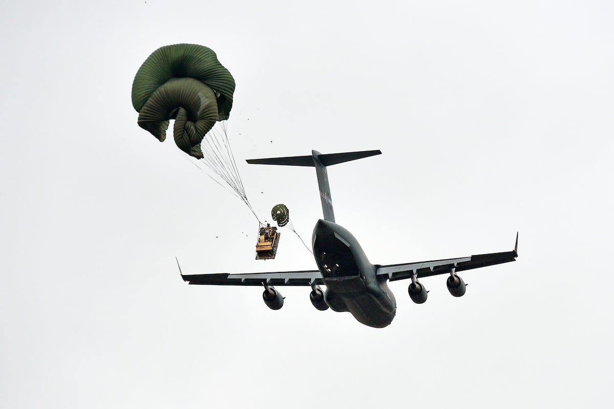 Look out below! C-17 accidentally airdrops Humvee over neighborhood ...