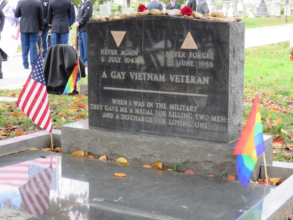 On Veterans Day, LGBT troops honor two of their own