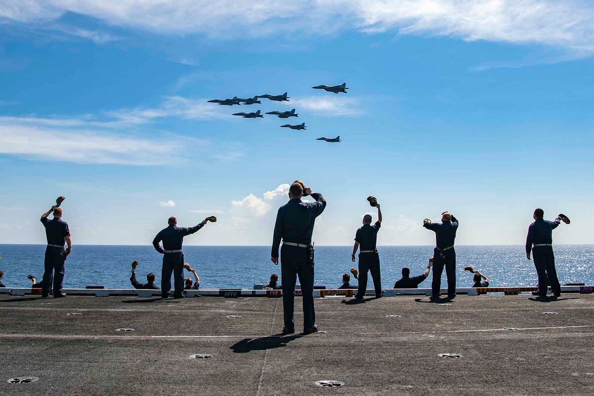 Big Navy offering early separation options for overmanned ratings